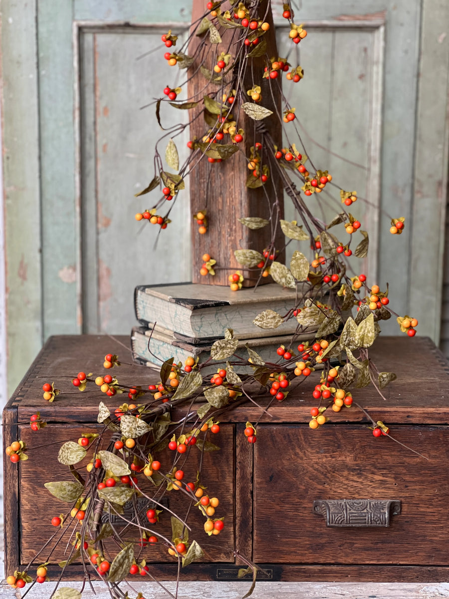 Bittersweet + Leaves Garland – The Home Emporium