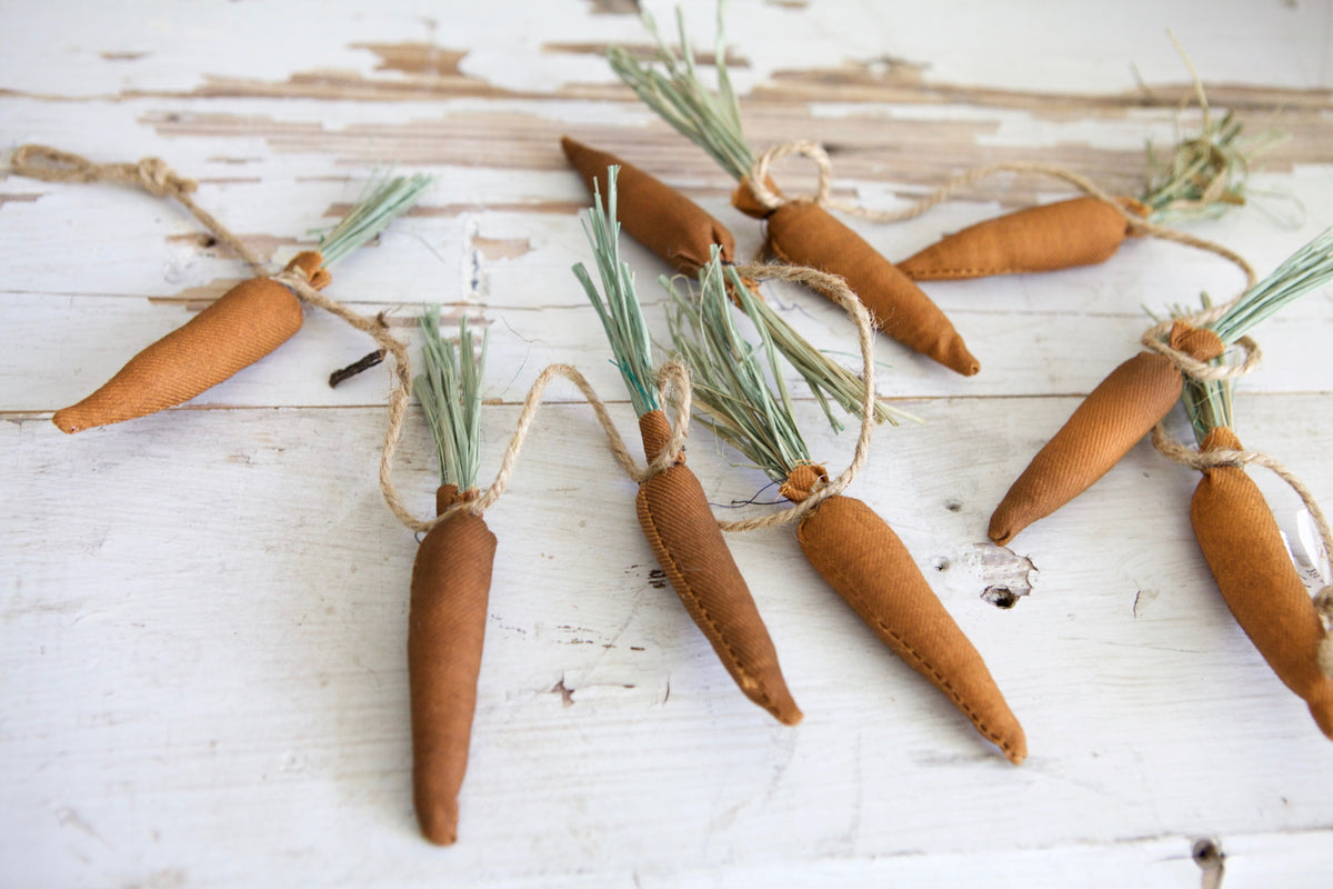 Carrot Garland – The Home Emporium