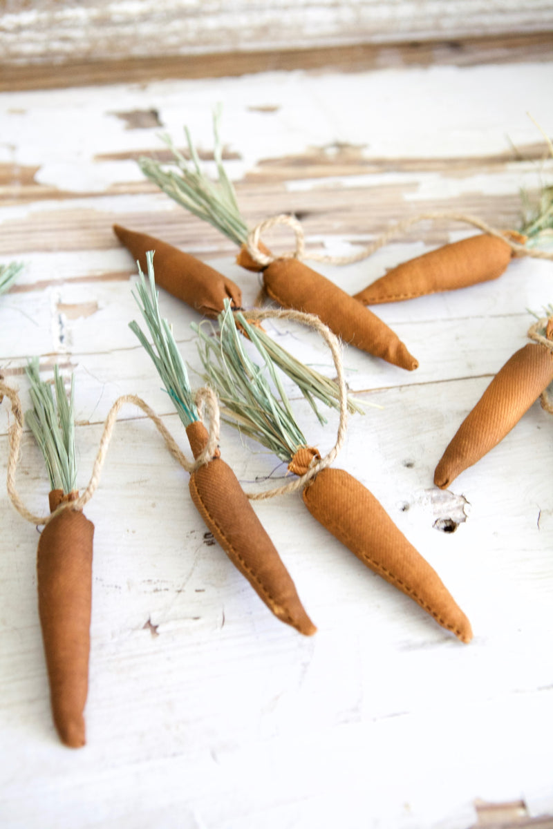 Carrot Garland – The Home Emporium